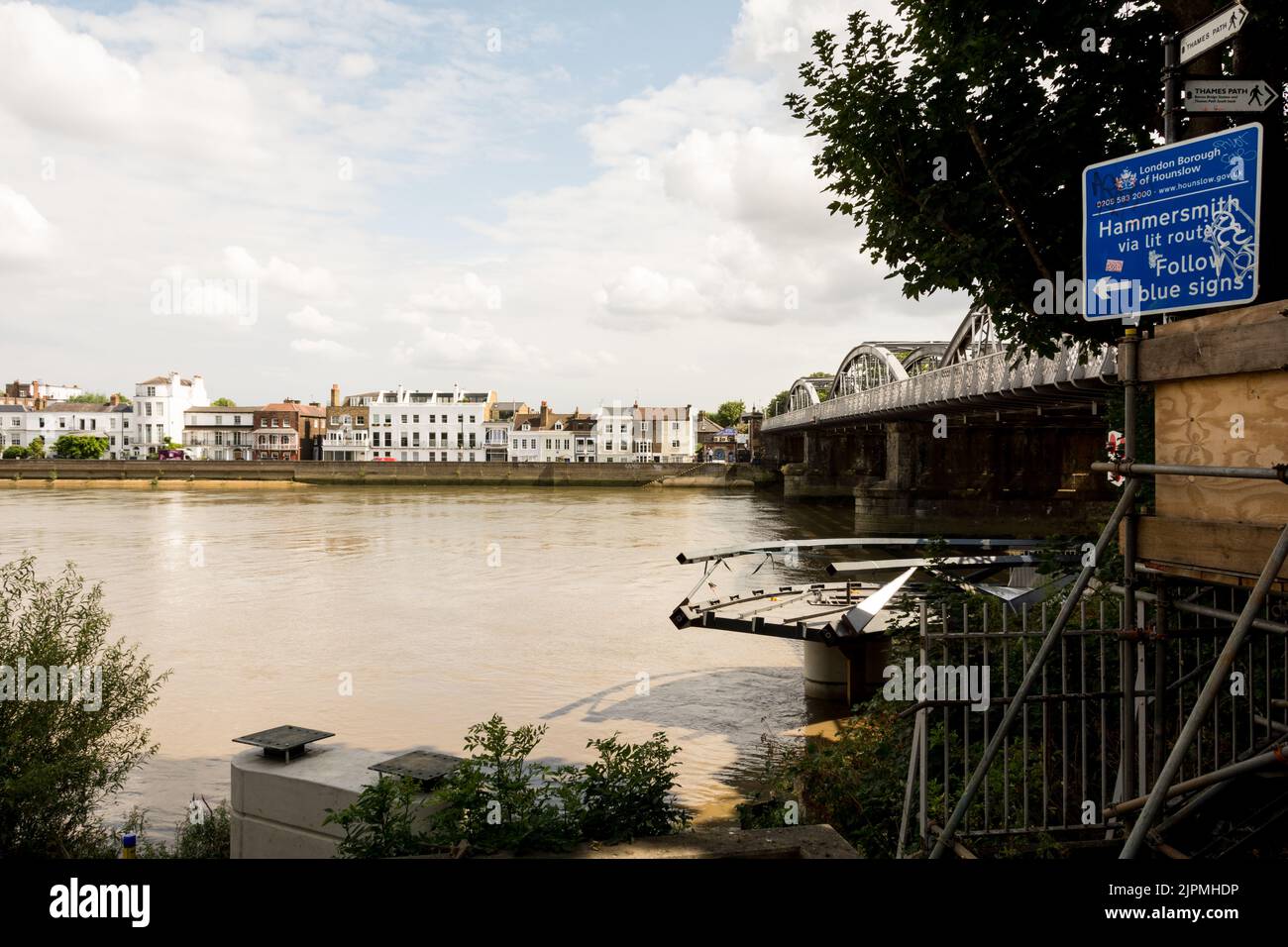 Walkway under bridge hi-res stock photography and images - Alamy