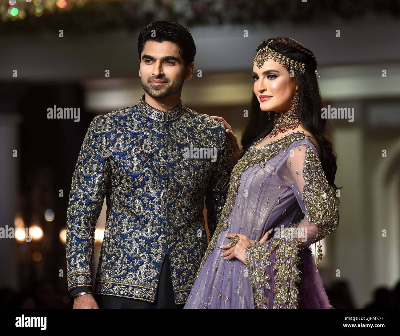 Pakistani Bride And Groom Photo Shoot 2022