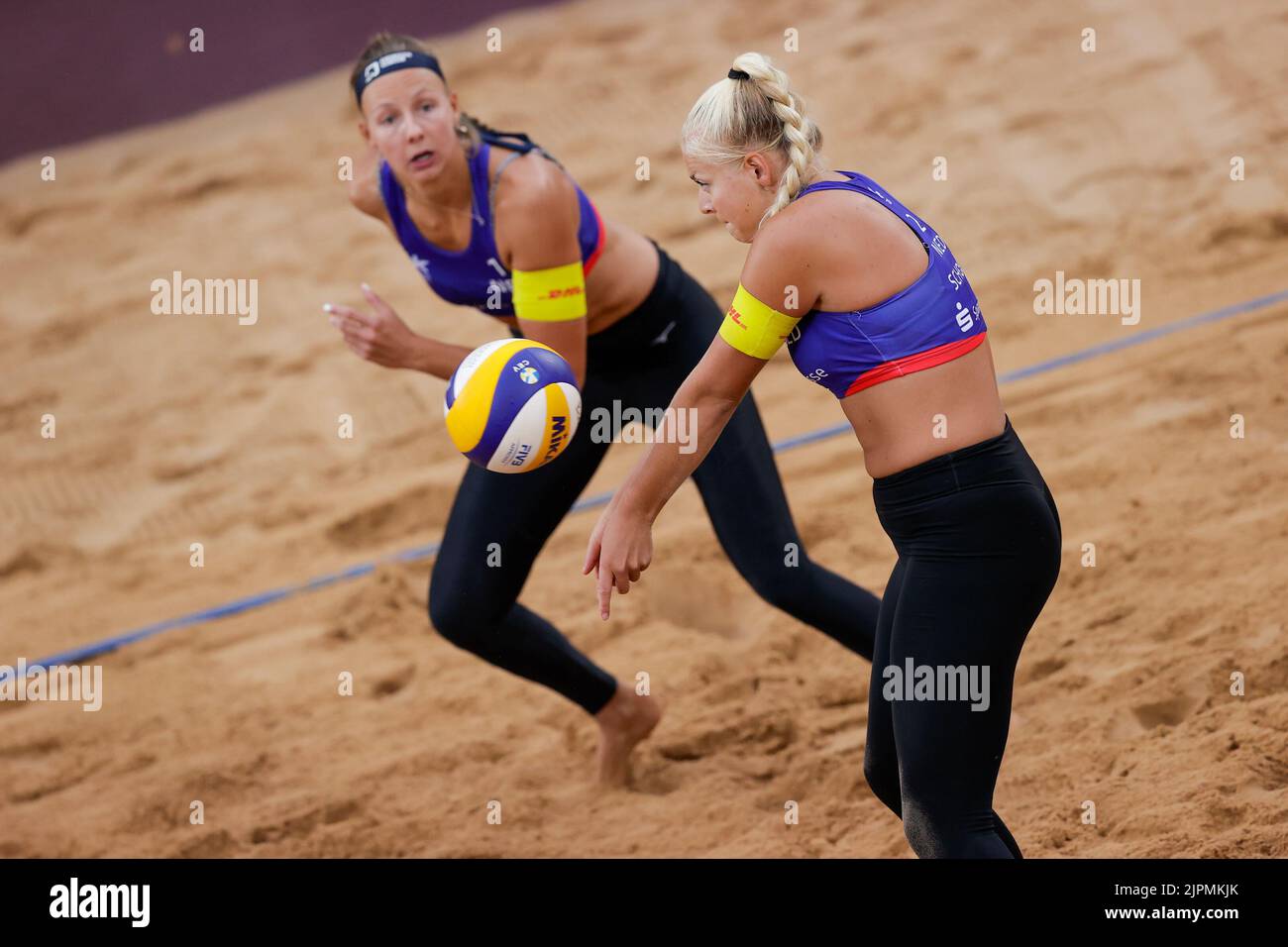 MUNCHEN, GERMANY - AUGUST 19: Katja Stam of the Netherlands and Raisa ...