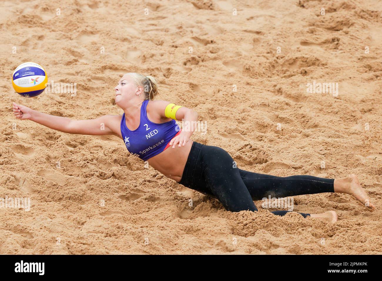MUNCHEN, GERMANY - AUGUST 19: Raisa Schoon of the Netherlands during ...