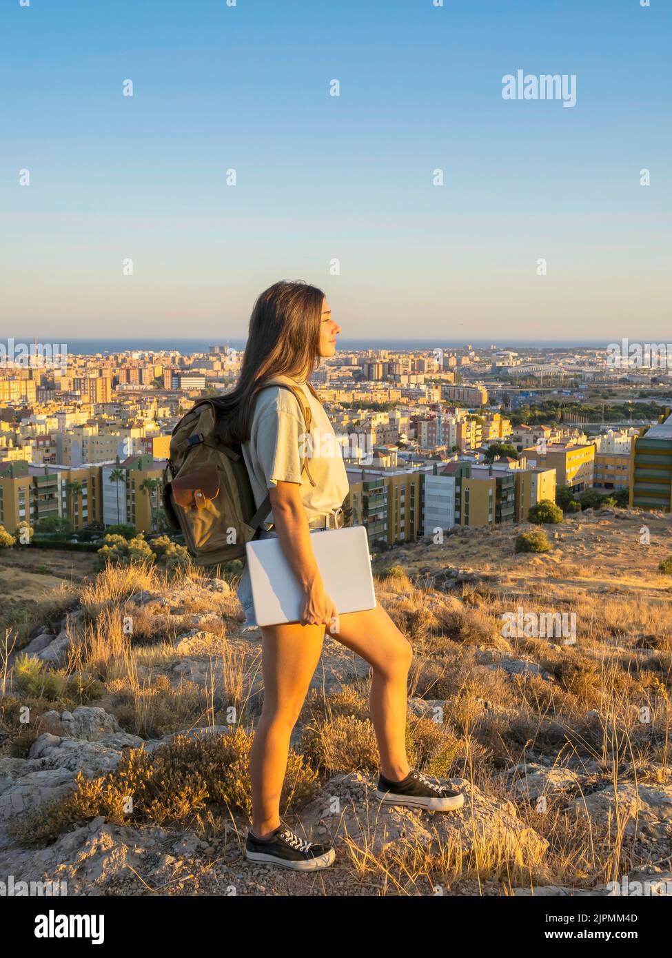 Digital nomad world hi-res stock photography and images - Alamy