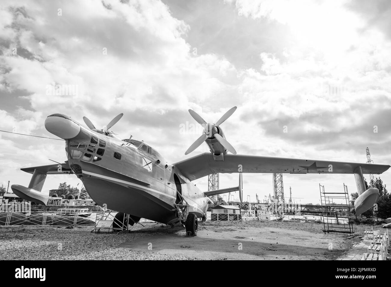 Summer day in center Black and White Stock Photos & Images - Alamy