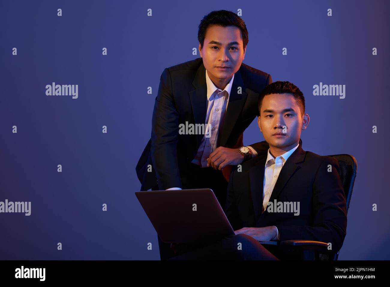 Team young asian entrepreneurs hi-res stock photography and images - Alamy