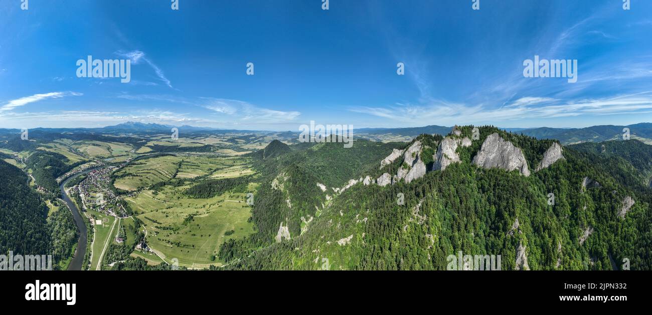 Aerial view of Trzy Korony mountain in Pieniny, Poland Stock Photo - Alamy