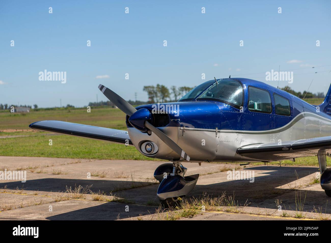 Powerful combustion engine propeller hi-res stock photography and ...
