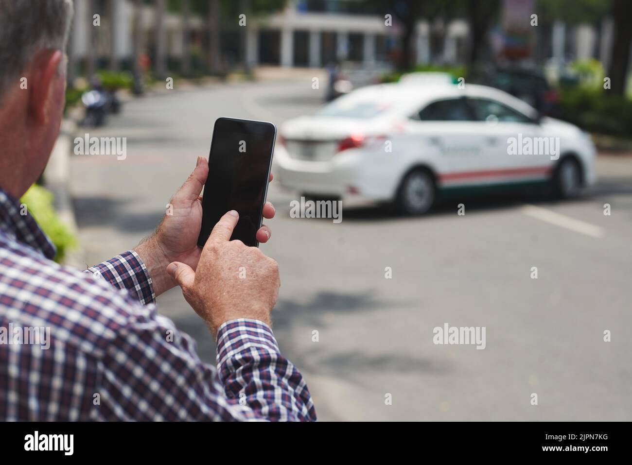 Call taxi mobile communication hi-res stock photography and images - Alamy