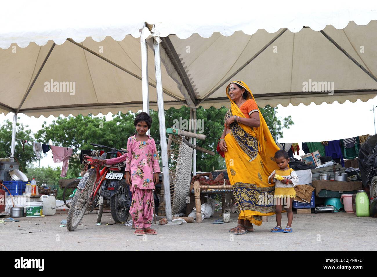 Pusta road hi-res stock photography and images - Alamy