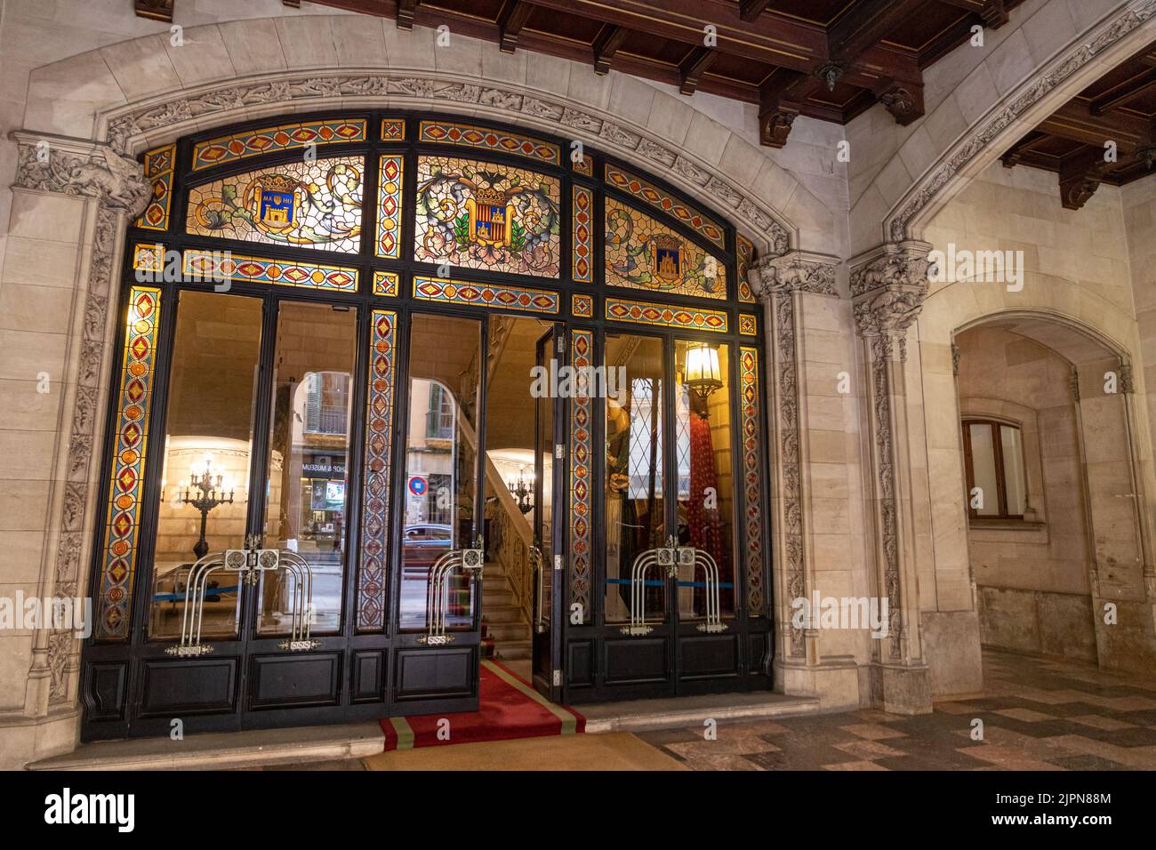 Island council hi-res stock photography and images - Alamy