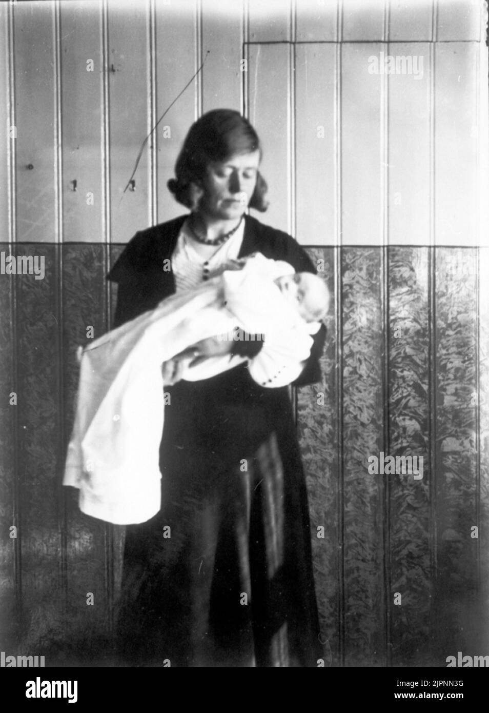 Elsa Mattsson (married to Holger Thilander in Brogården) and his son ...