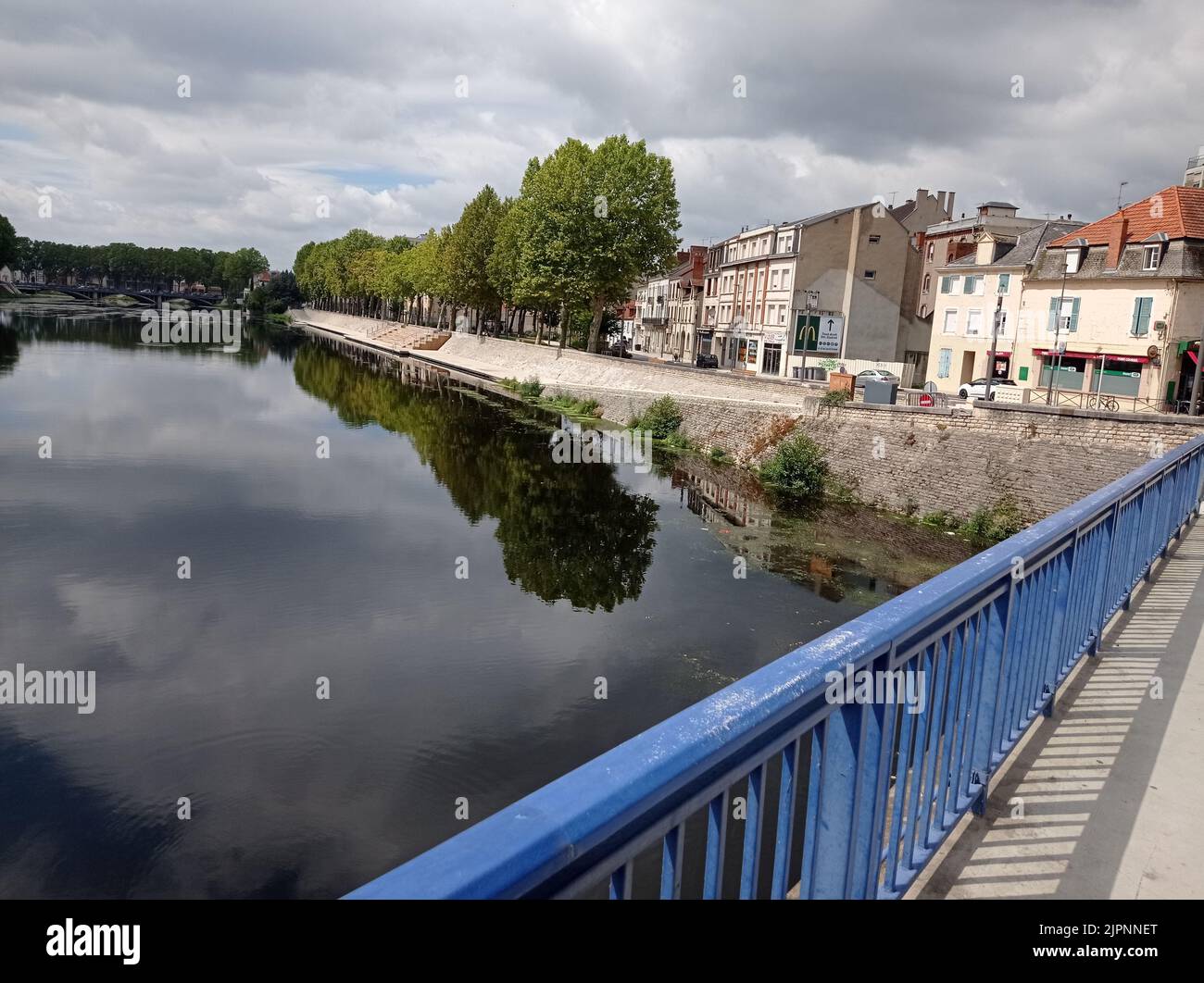 La ville de Montluçon, Creuse, France Stock Photo - Alamy