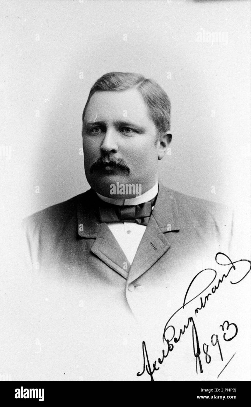 Use connecting Black and White Stock Photos & Images - Alamy