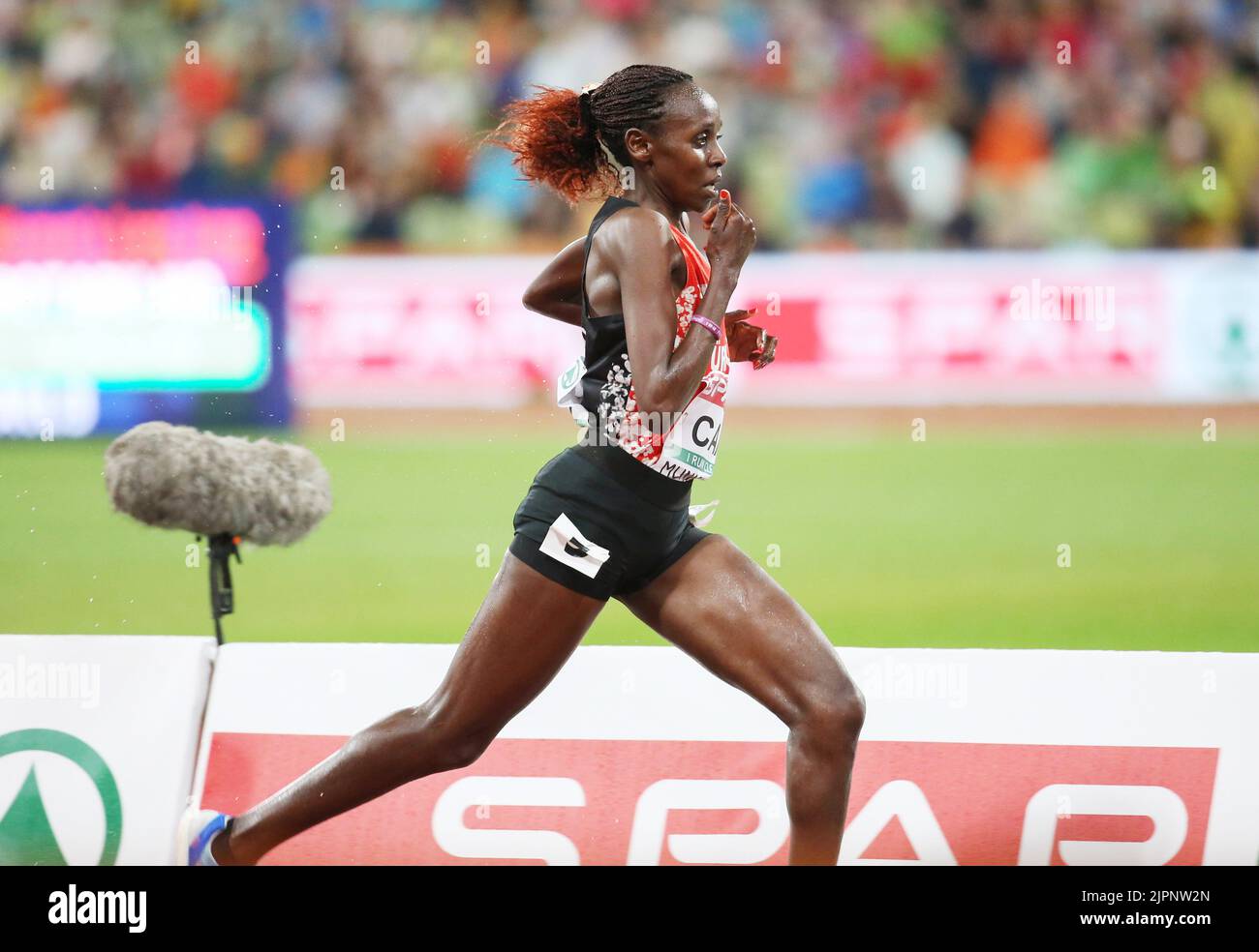 Yasemin Can of Turkey Silver medal during the Athletics, Women's 5000m ...