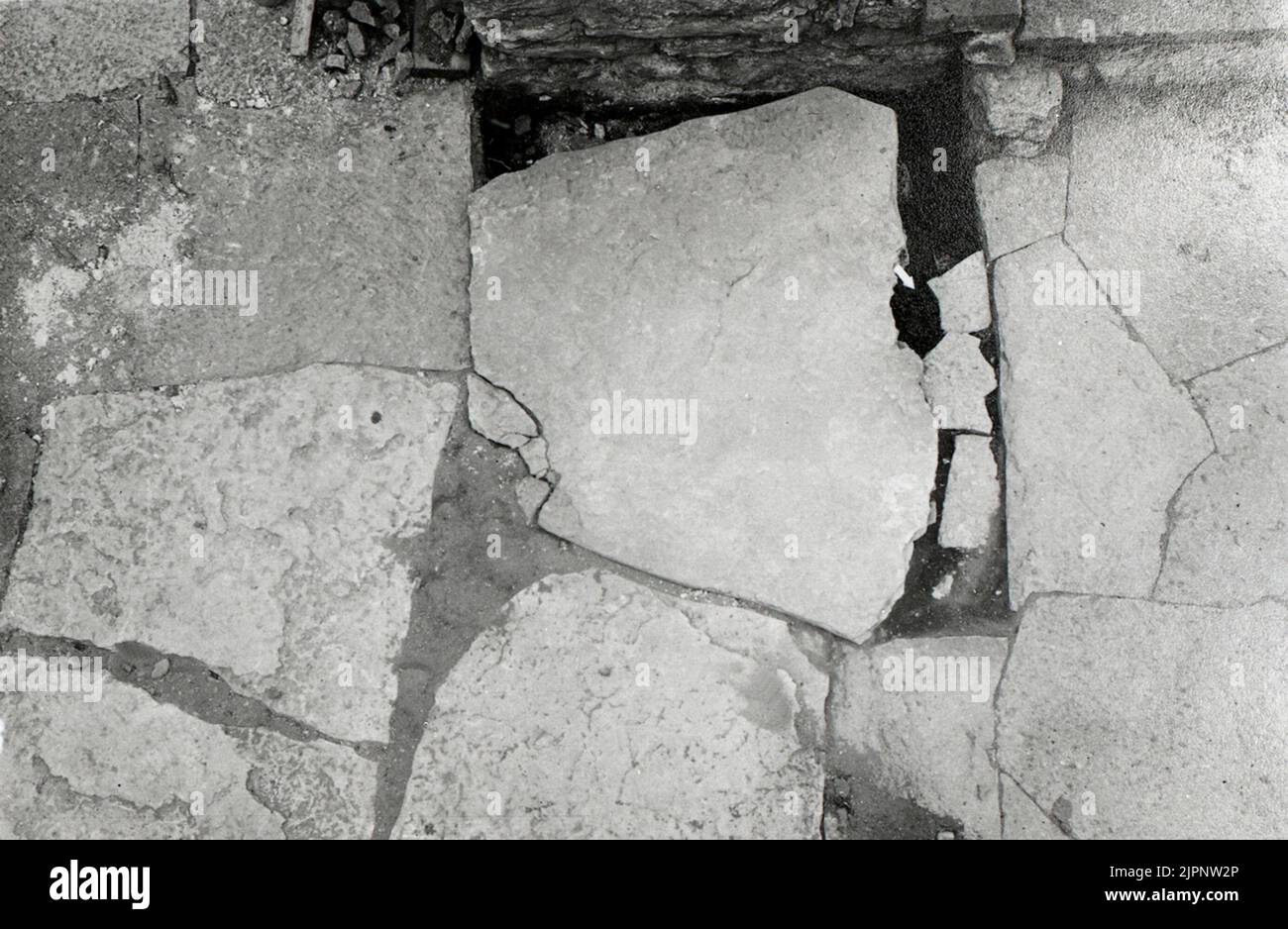 Cross quadrant. The location of the n. (See Figure 334). The hob under ...