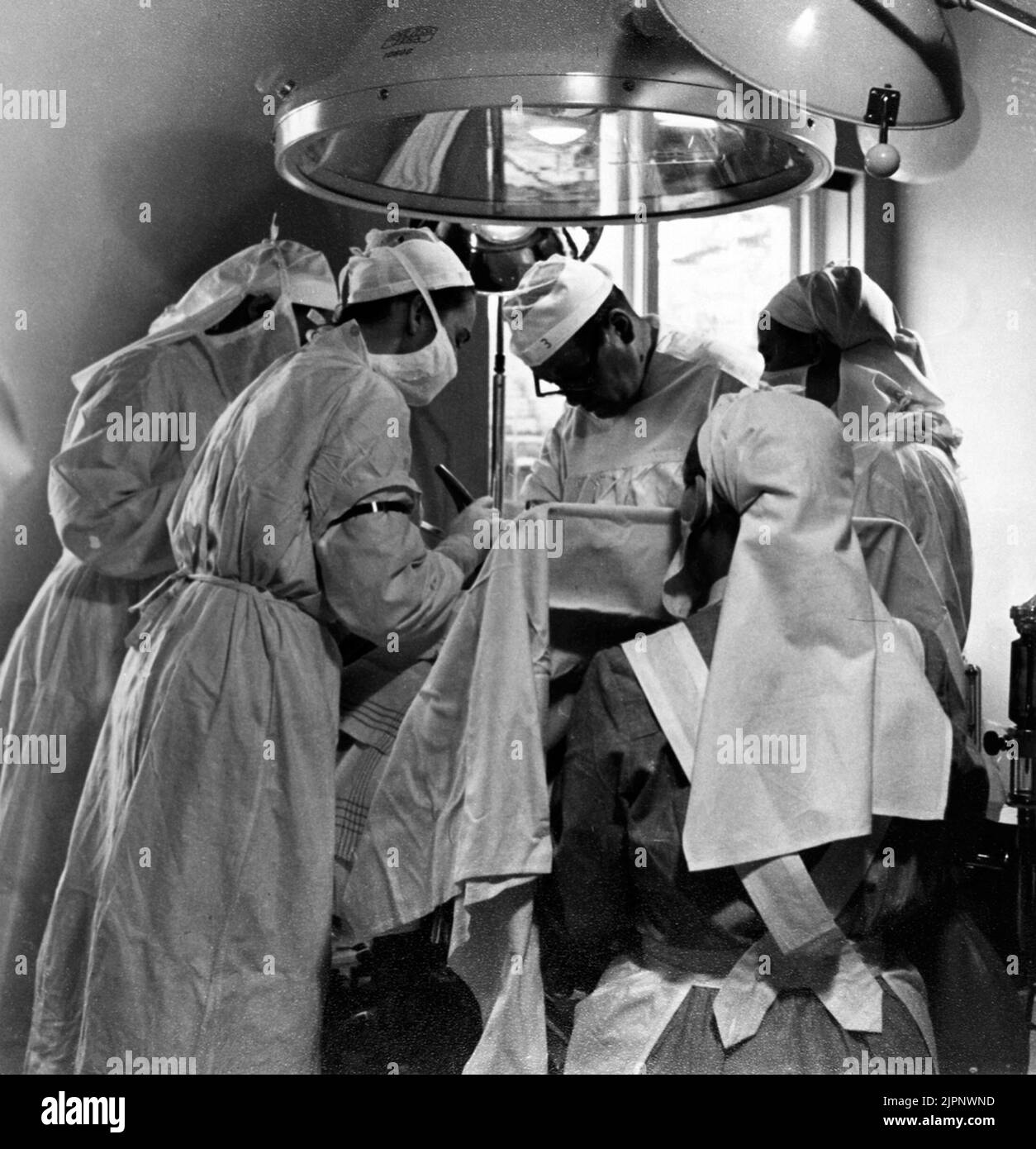 Surgery (possibly d: s sam Petterson). Operation (möjligen d:r Sam ...