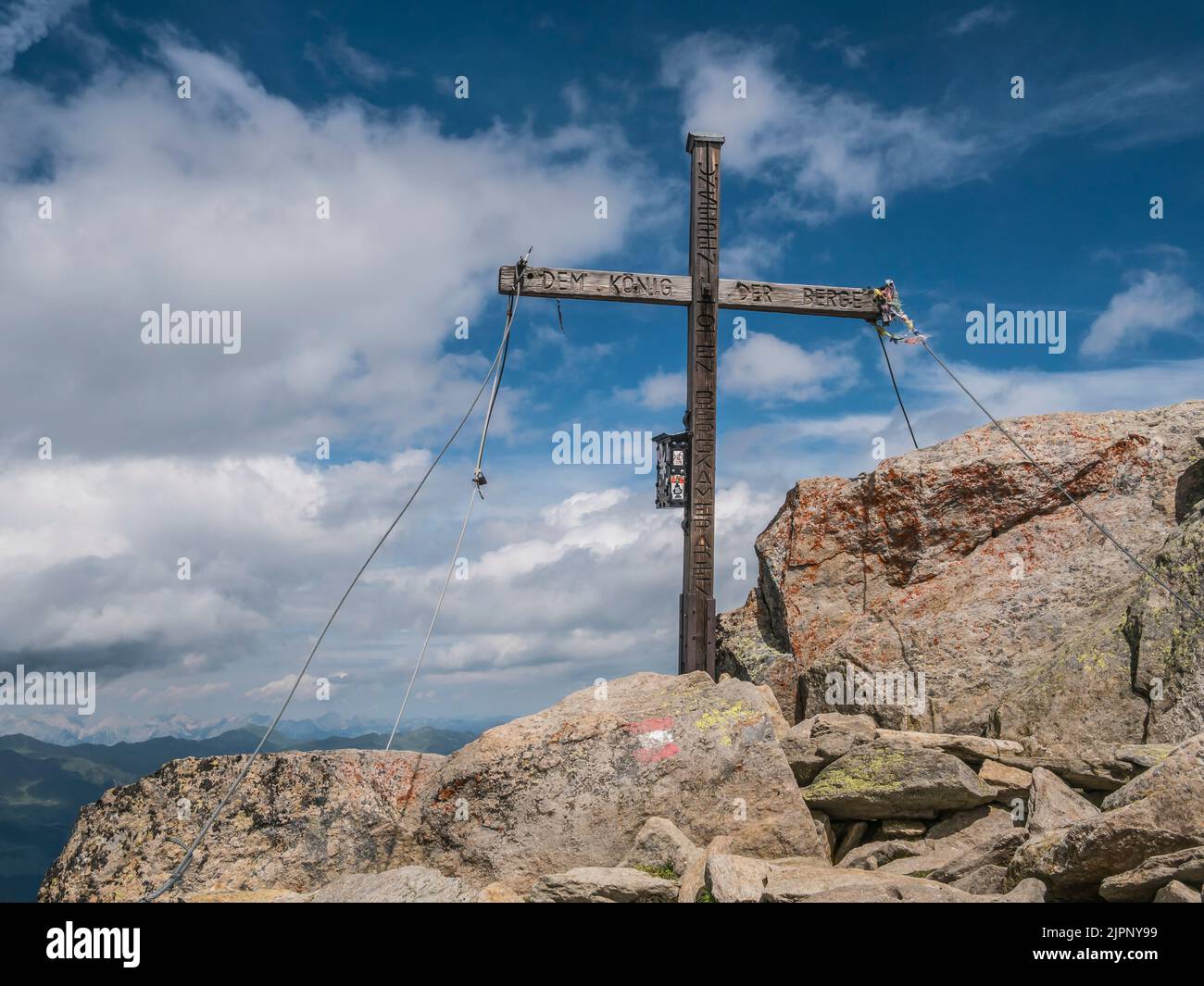The image is of the summit cross of the Ahorn Spitze peak near the Karl ...