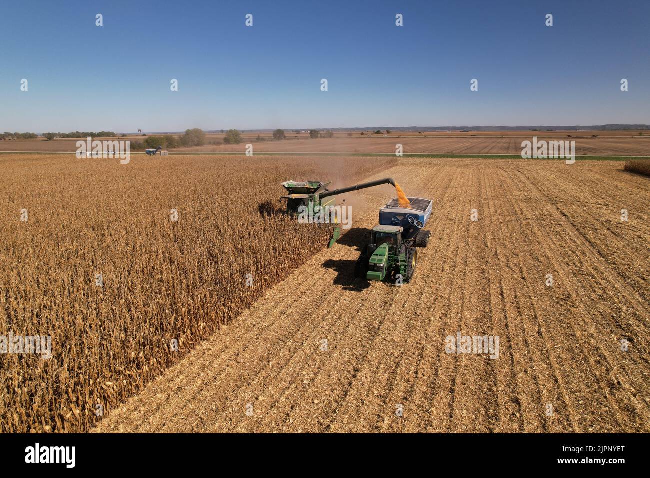 Large cart hi-res stock photography and images - Alamy