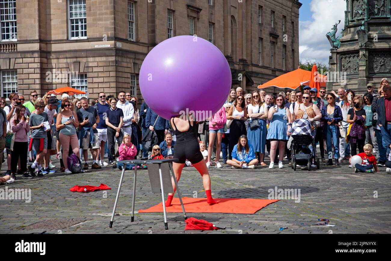 EdFringe Royal Mile, Edinburgh, Scotland. 19th August 2022. Edinburgh ...