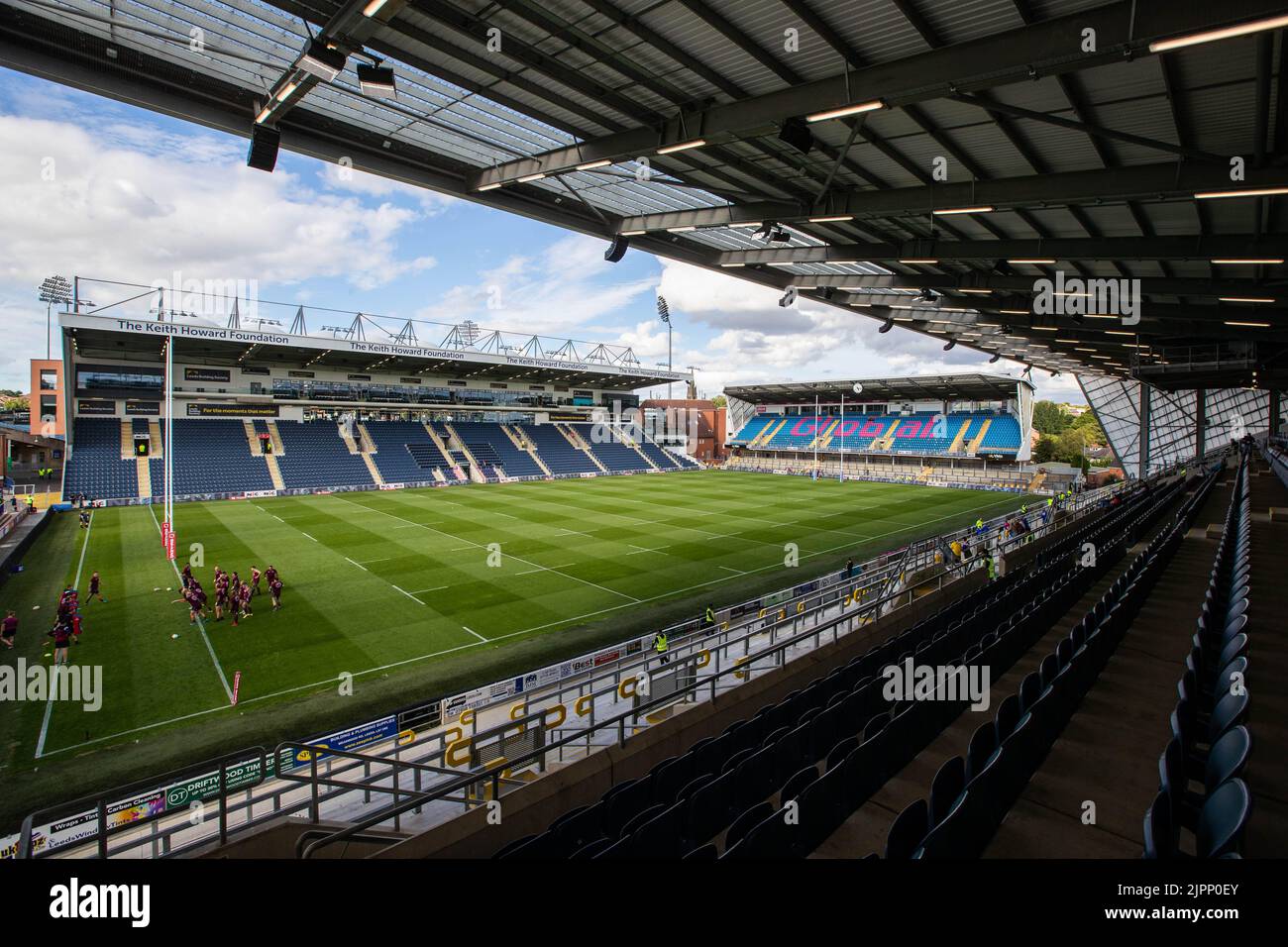 General view inside the stadium hi-res stock photography and images - Alamy