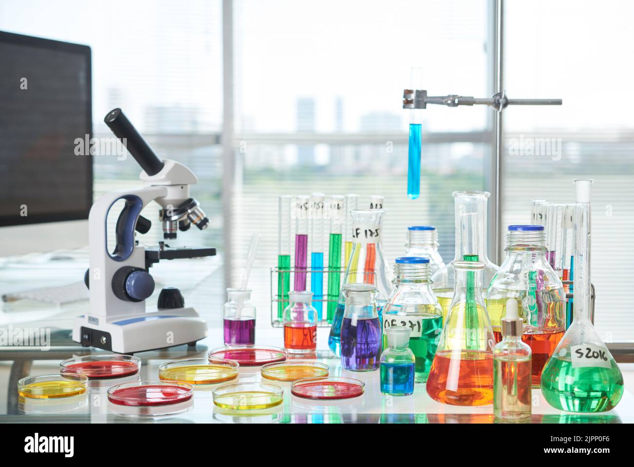 Laboratory windows hi-res stock photography and images - Alamy
