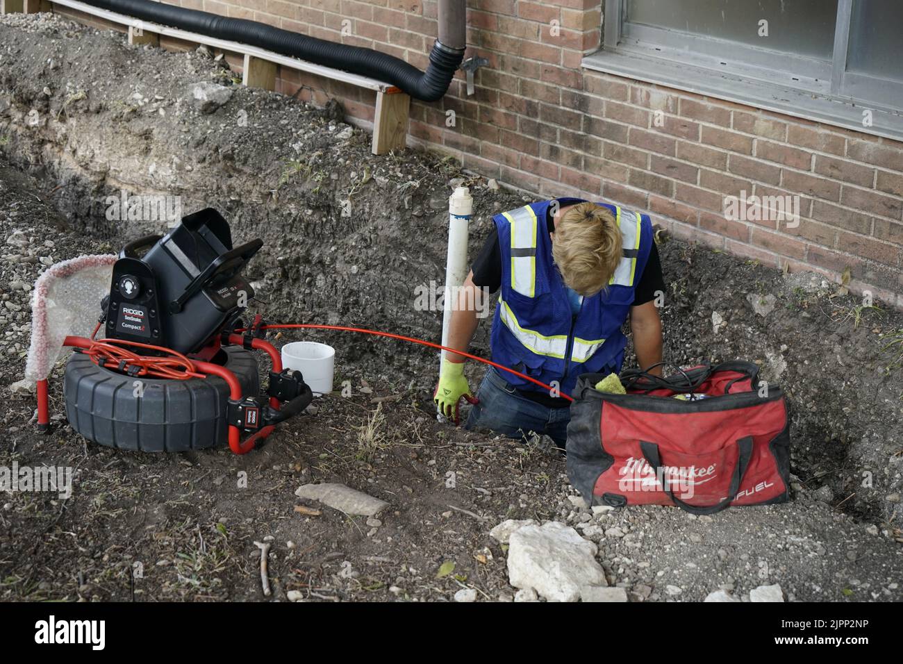 Collapsed sewer line hi-res stock photography and images - Alamy