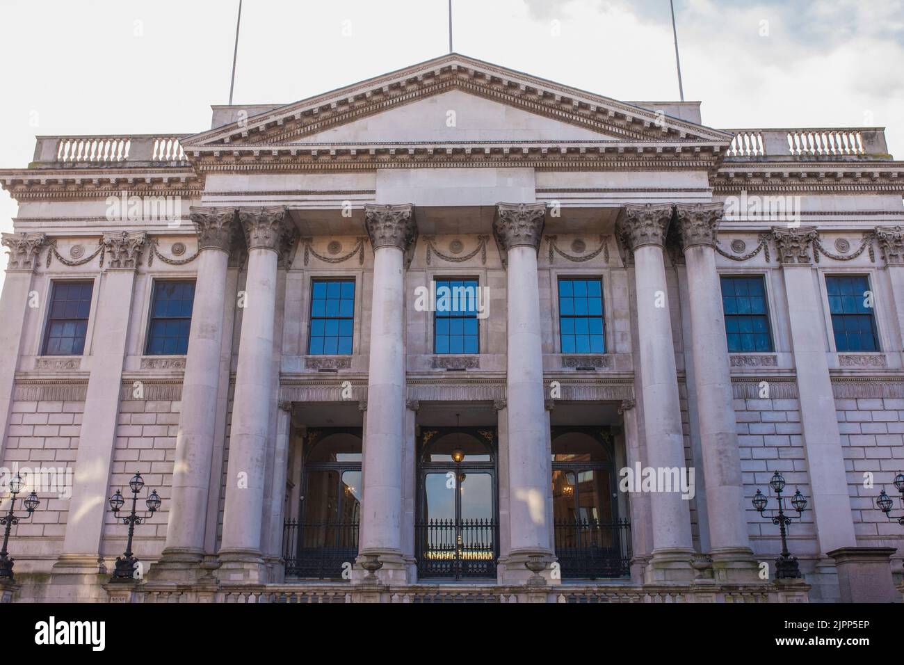 18th century ionic architecture hi-res stock photography and images - Alamy