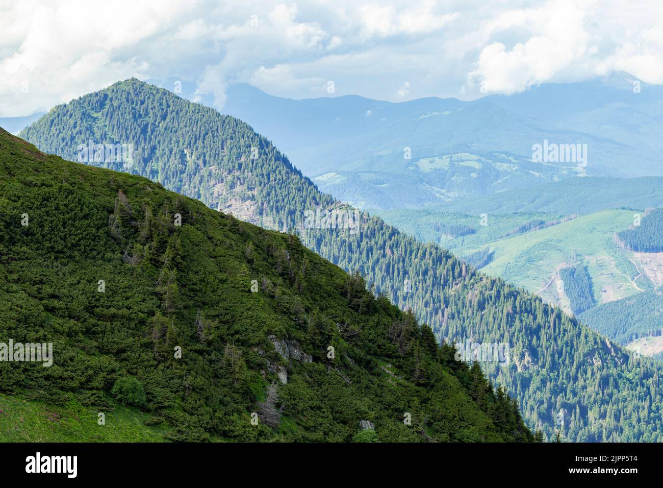 Marmaros massif hi-res stock photography and images - Alamy