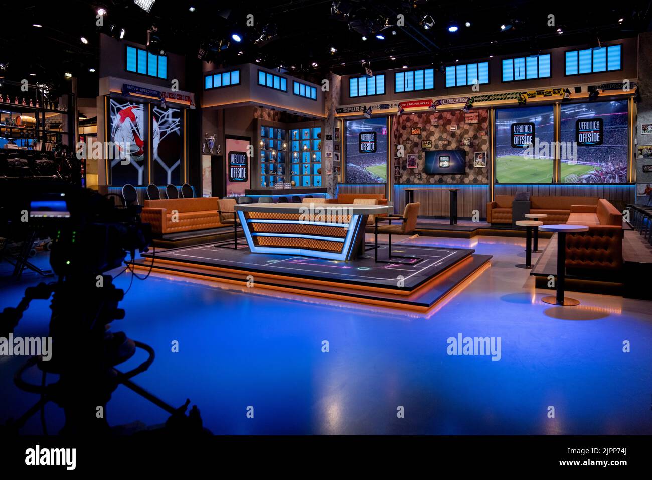 Sbs6 programma hi-res stock photography and images - Alamy