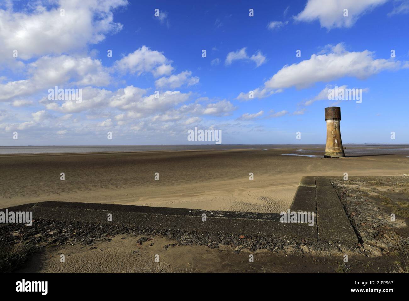 Spurn point lighthouses spurn head hi-res stock photography and images ...