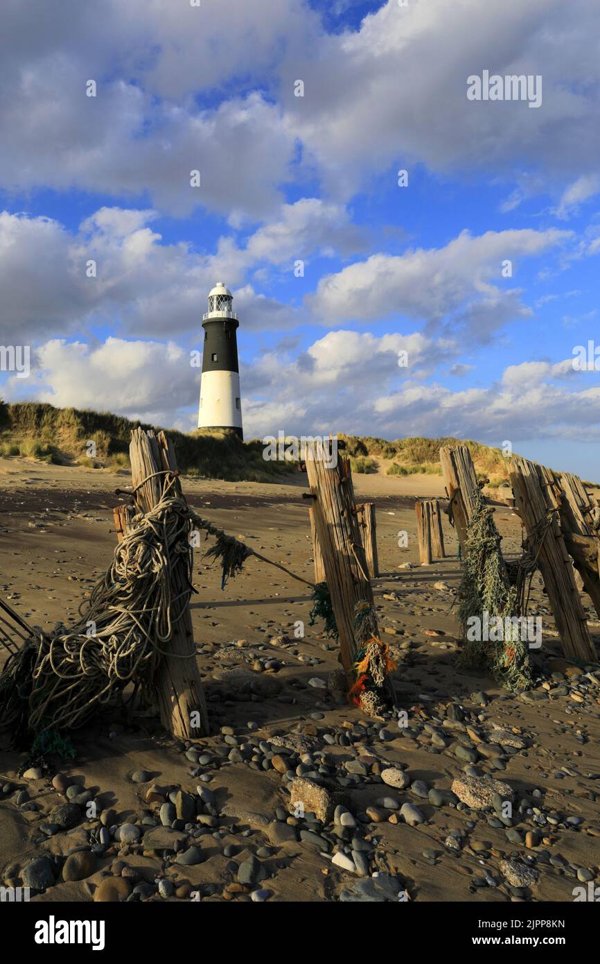 Spurn point lighthouses spurn head hi-res stock photography and images ...