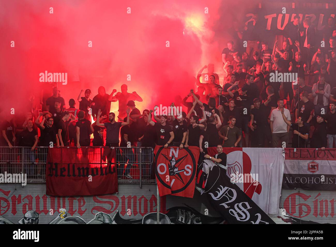 HELMOND, 19-08-2022, SolarUnie Stadium, Dutch Football Keuken Kampioen ...