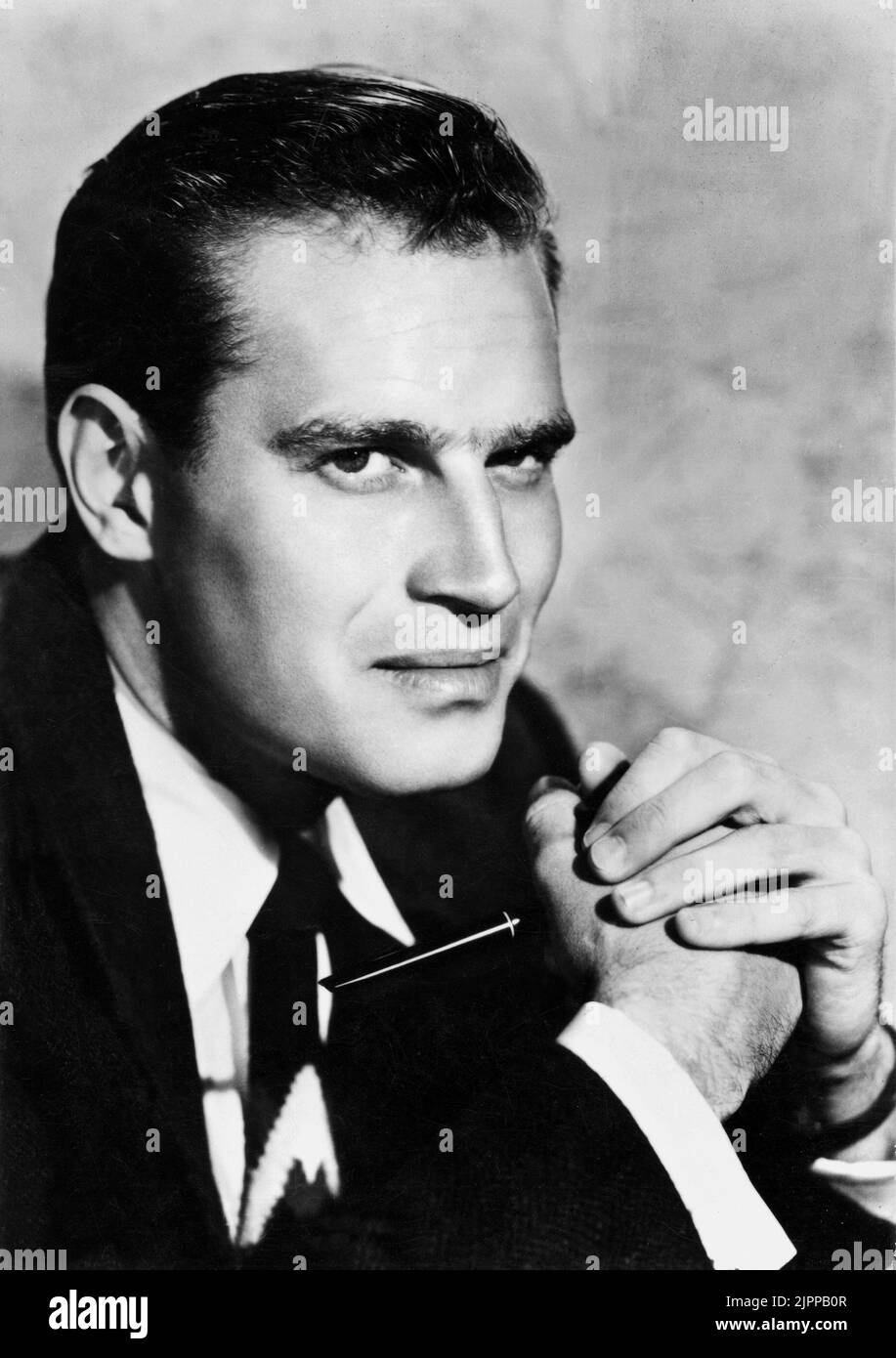 1955 c, USA : CHARLTON HESTON ( 1923 - 2008 ) movie actor - CINEMA ...