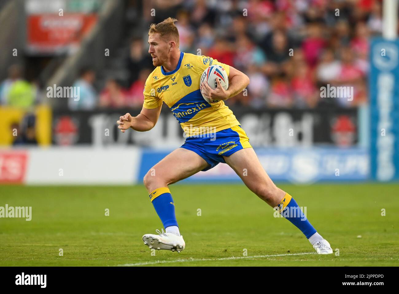 Rowan milnes hull kr hi-res stock photography and images - Alamy