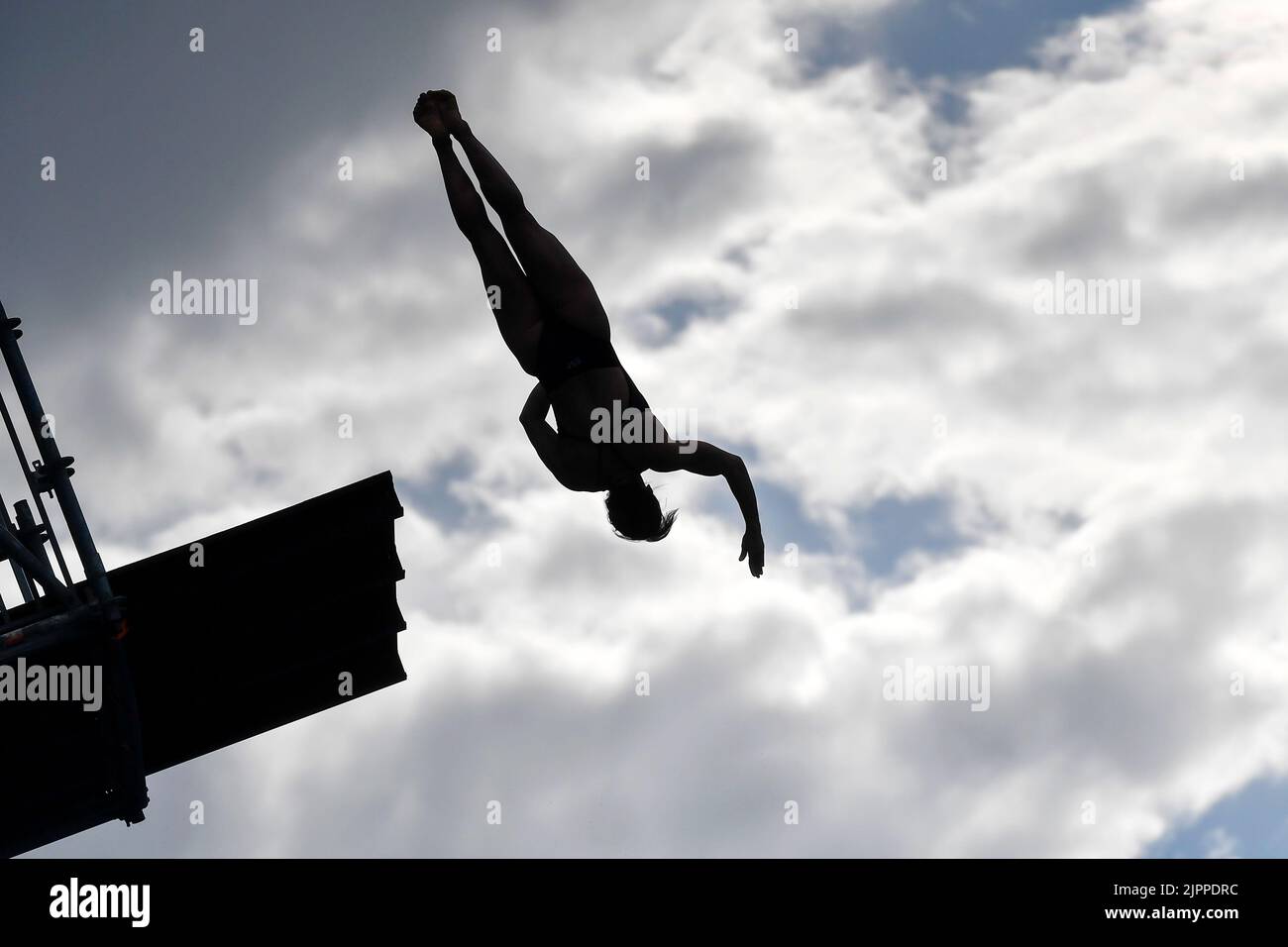 High diving women 20m hi-res stock photography and images - Alamy