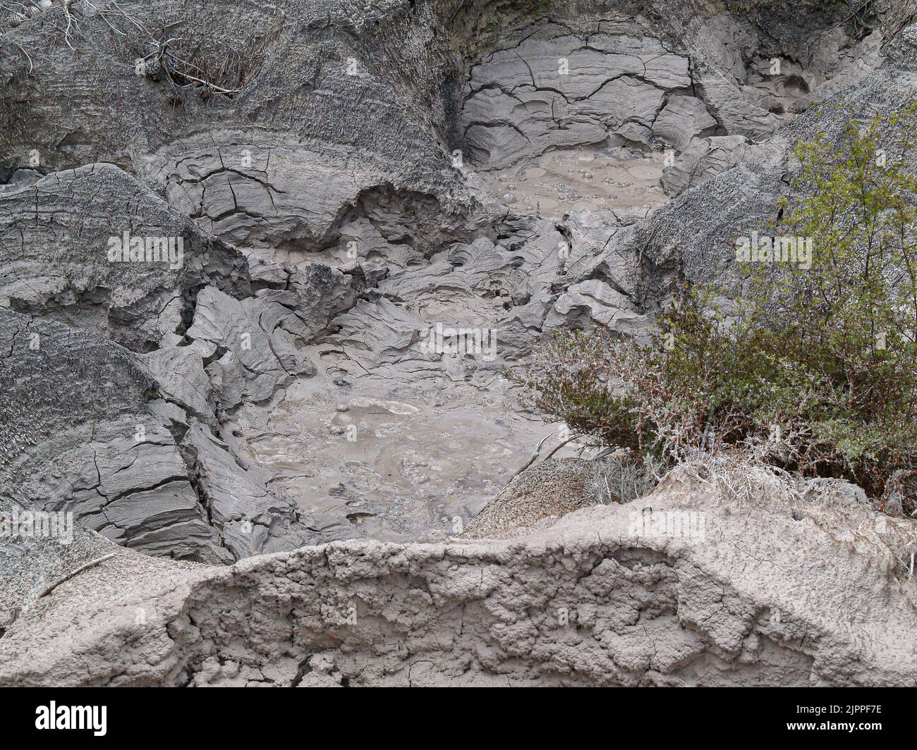 Thermal activity and bank of hot cracked mud in Orakei Korako on ...