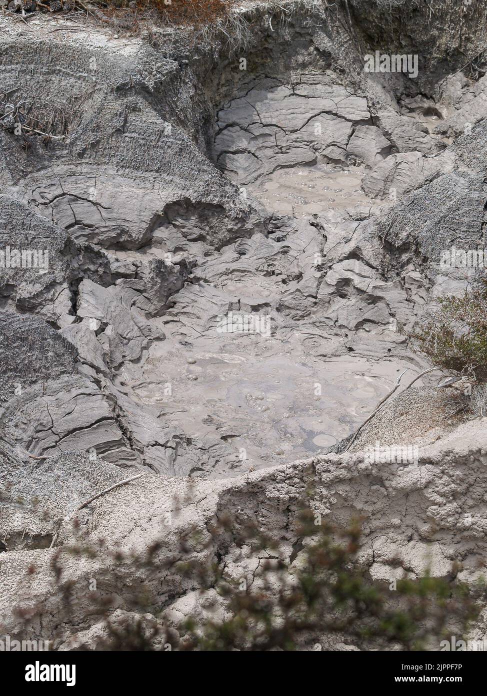 Thermal activity and bank of hot cracked mud in Orakei Korako on ...