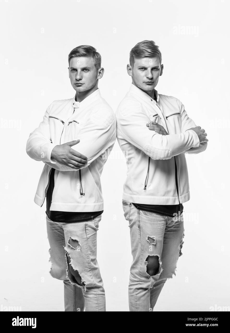 twin brothers men in white casual clothes look alike, male fashion ...