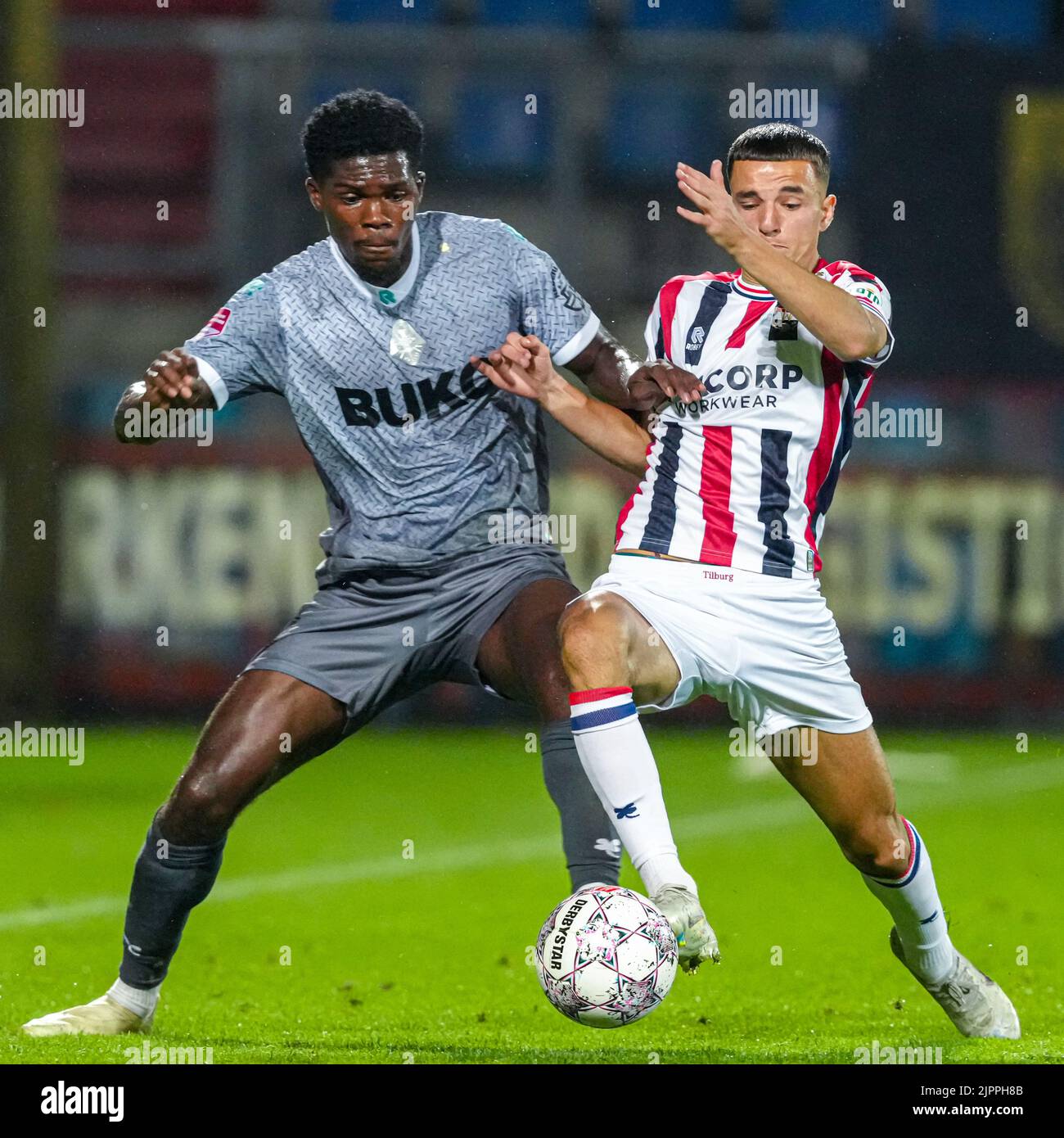 TILBURG, NETHERLANDS - AUGUST 19: Delvechio Blackson of Telstar, Dani ...