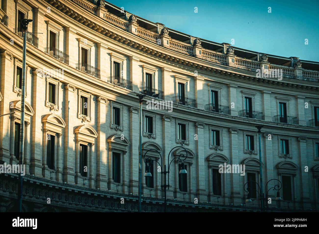 Hôtel anantara palazzo naiadi rome hi-res stock photography and images ...