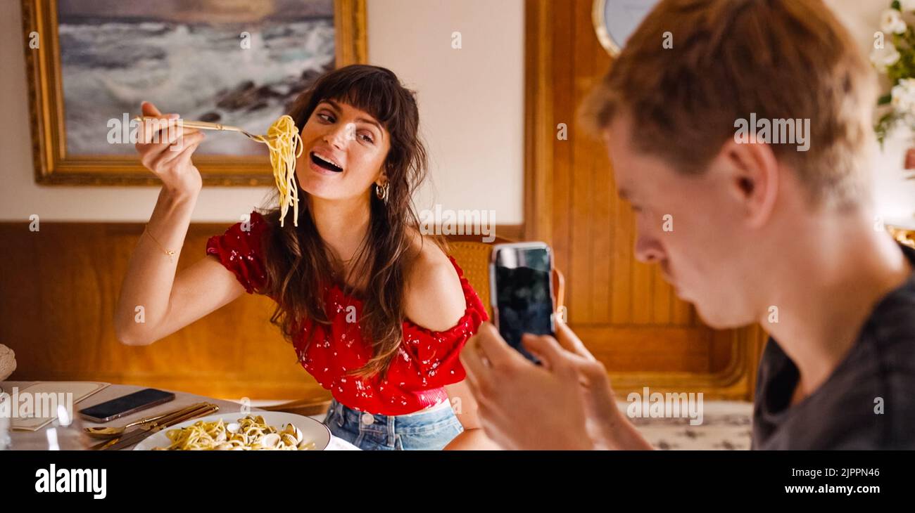 USA. Harris Dickinson and Charlbi Dean in a scene from (C)Neon new film ...