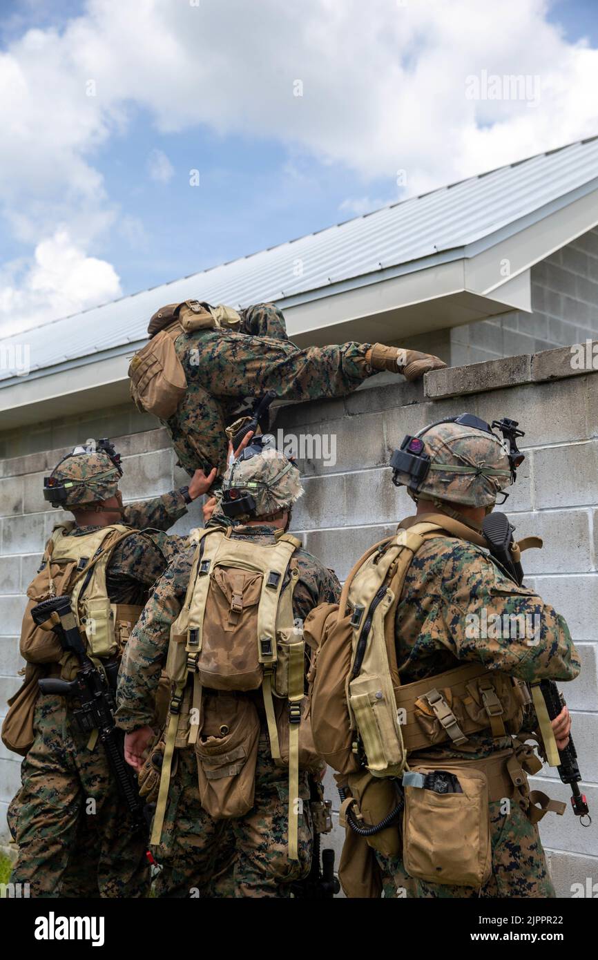 U.S. Marines with 1st Battalion, 8th Marine Regiment, 2d Marine ...