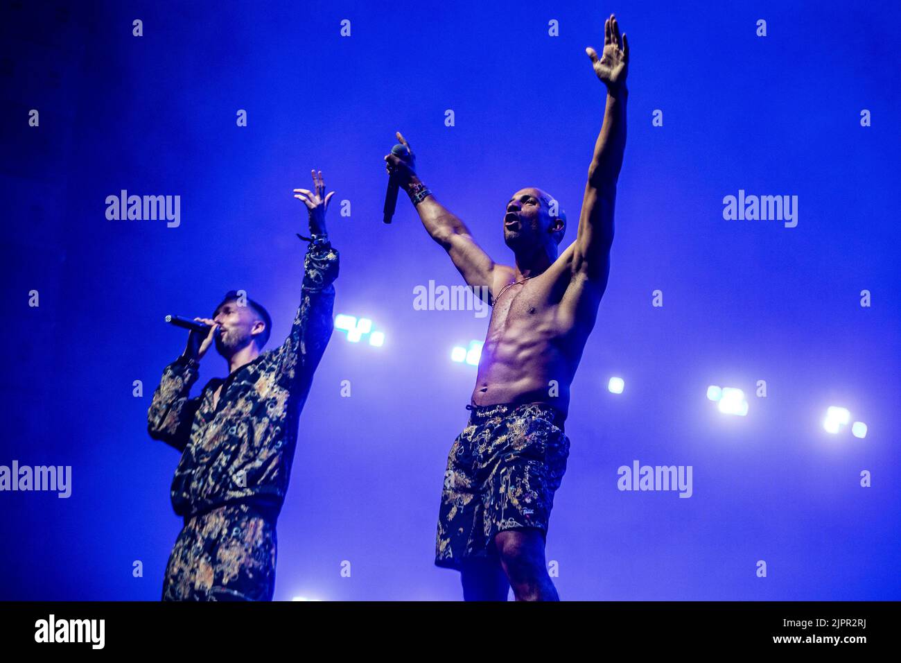 Human limb performing art hi-res stock photography and images - Alamy