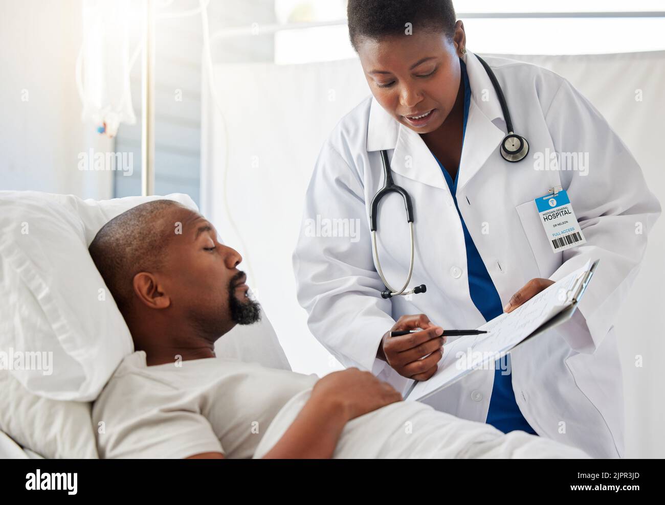 Male hospital bed hi-res stock photography and images - Alamy
