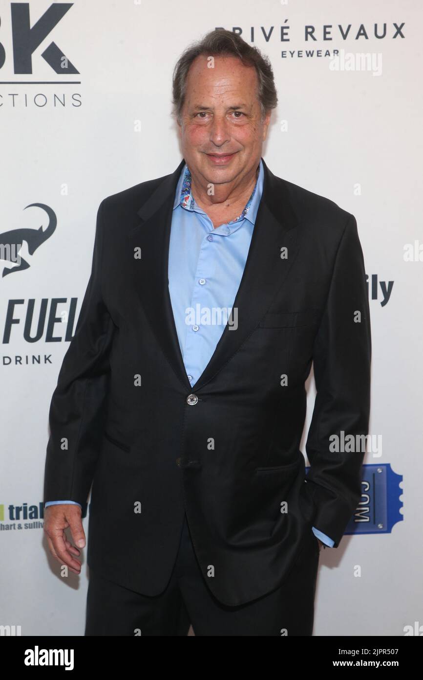 Beverly Hills, Ca. 19th Aug, 2022. Jon Lovitz at the 2022 Harold and Carole Pump Foundation Gala ...