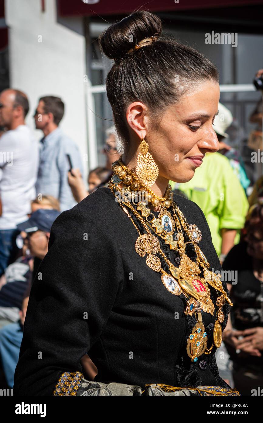 Portrait of a mordoma. More than half a thousand women meticulously ...