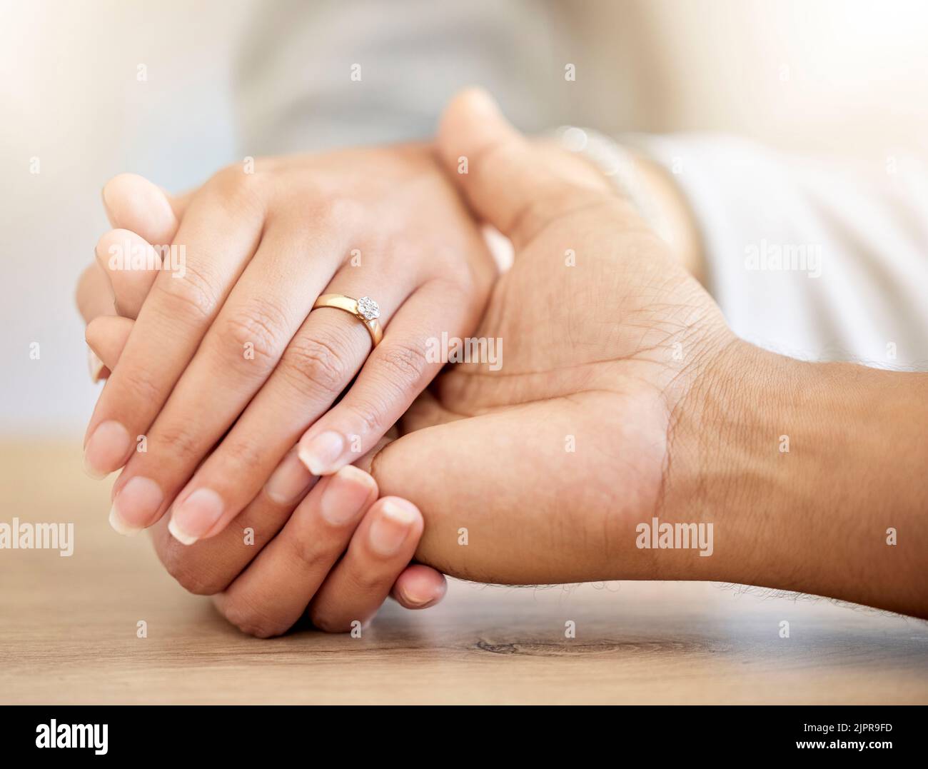 Man save woman hi-res stock photography and images - Alamy