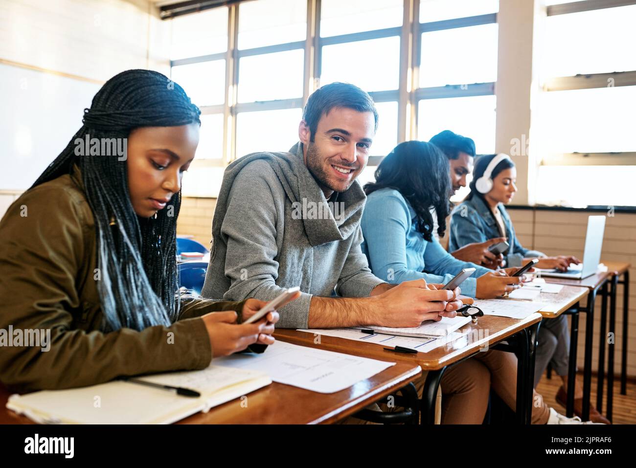 African university student class hi-res stock photography and images ...