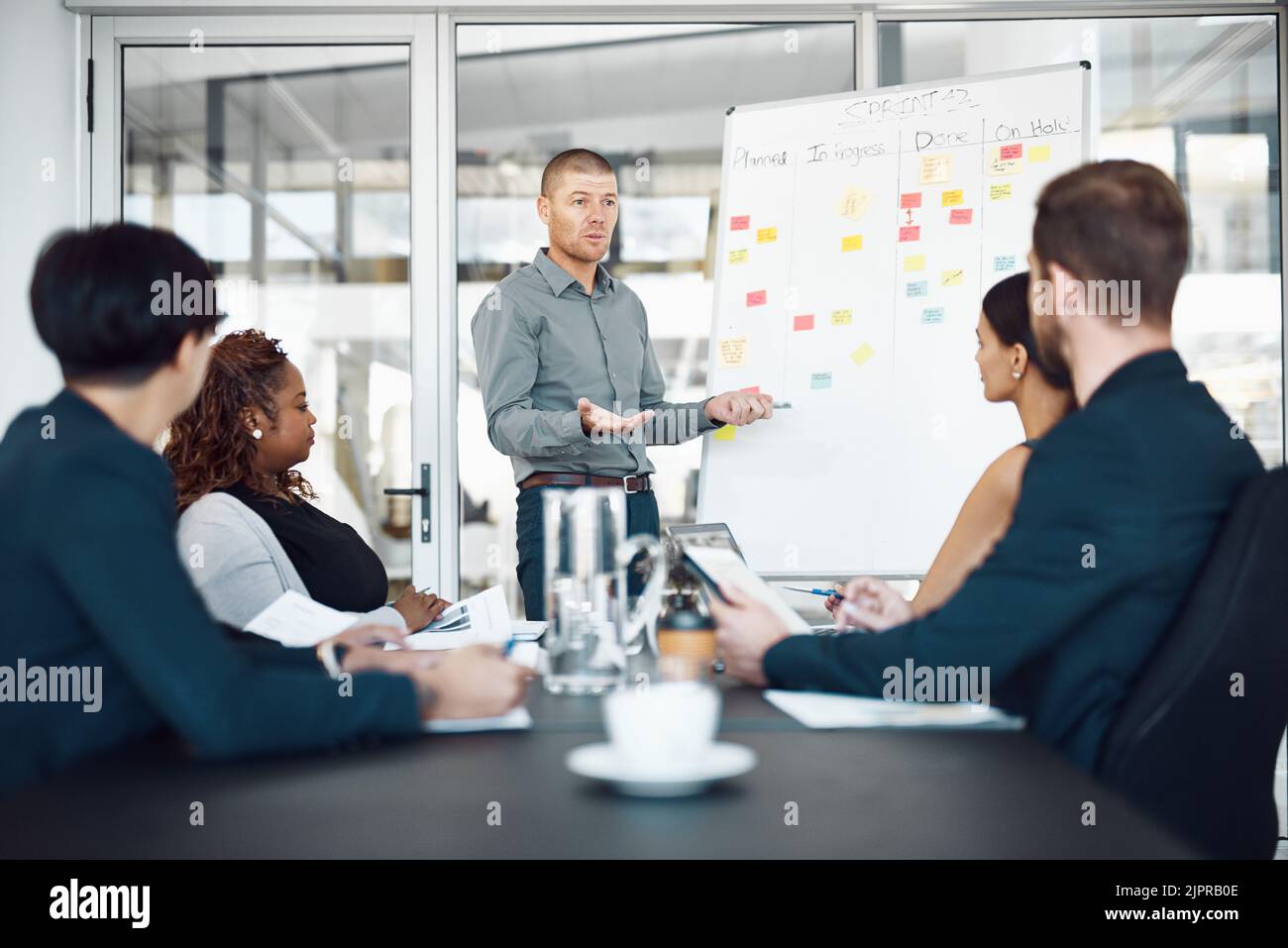 Employee orientation hi-res stock photography and images - Alamy