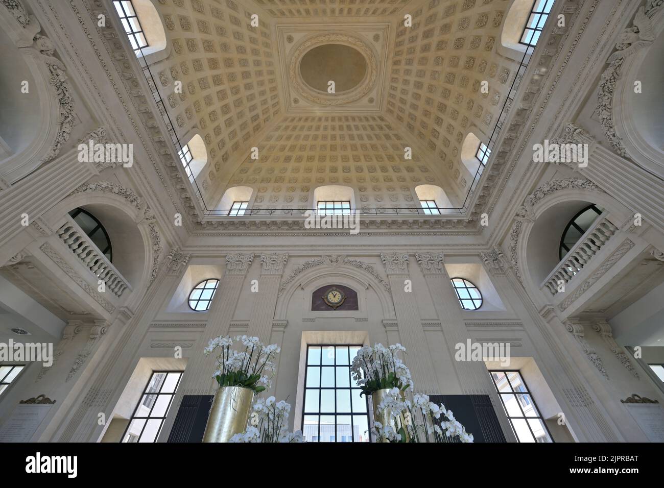 Lyon intercontinental hi-res stock photography and images - Alamy