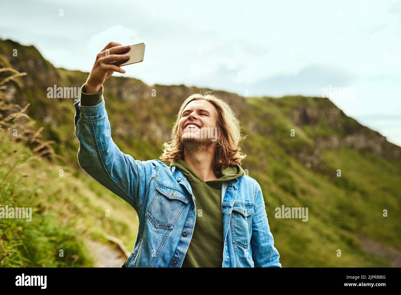 Man taking selfie back view hi-res stock photography and images - Alamy