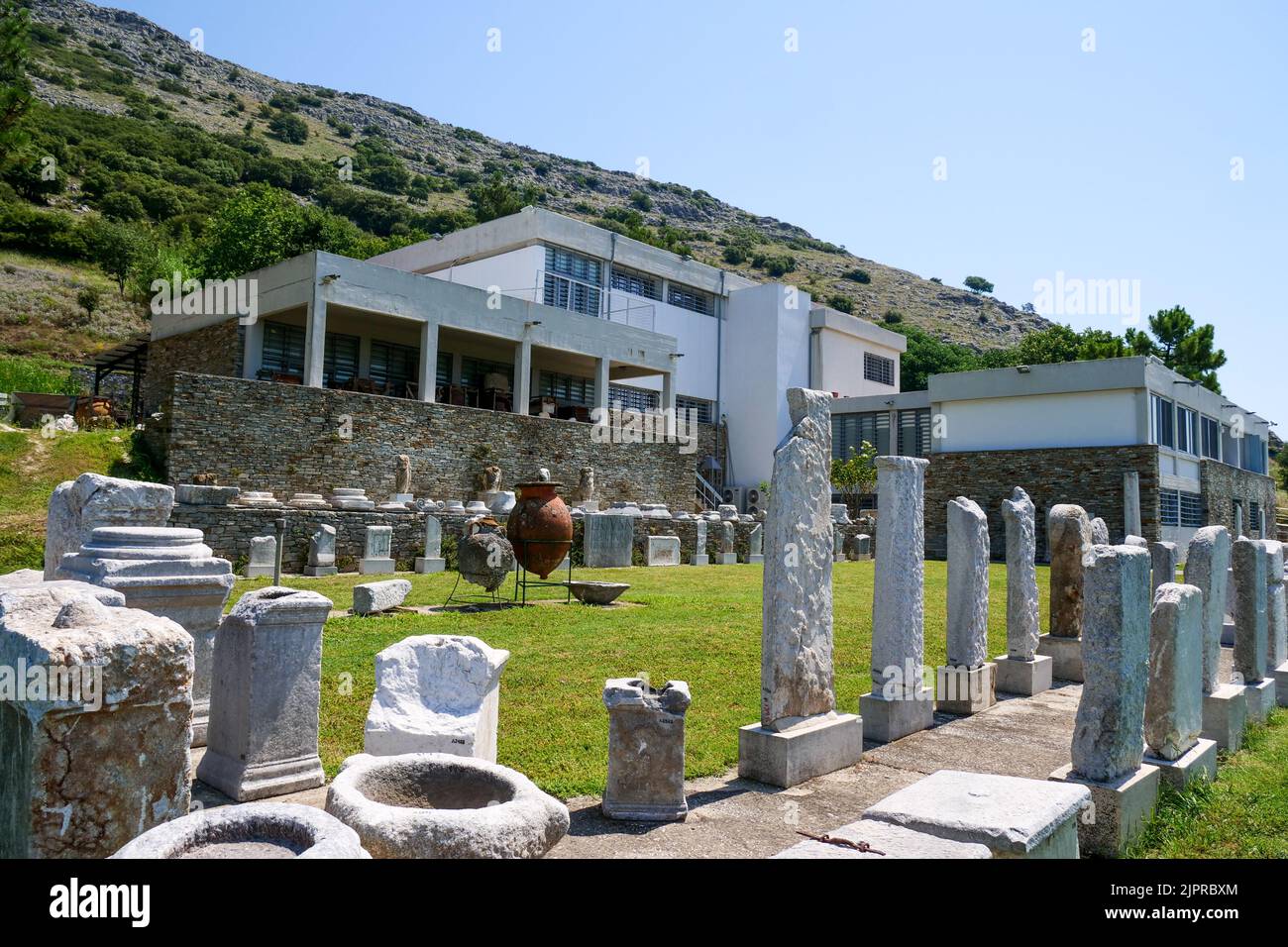 Ancient greek tombstones hi-res stock photography and images - Alamy